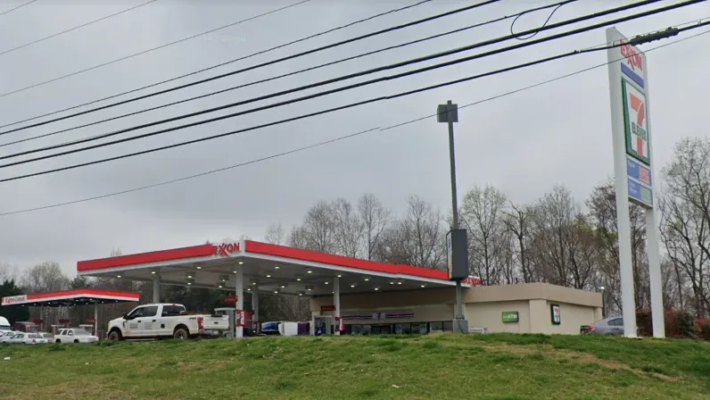 Statesville, NC 7-Eleven Exxon Stop | Barons Bus